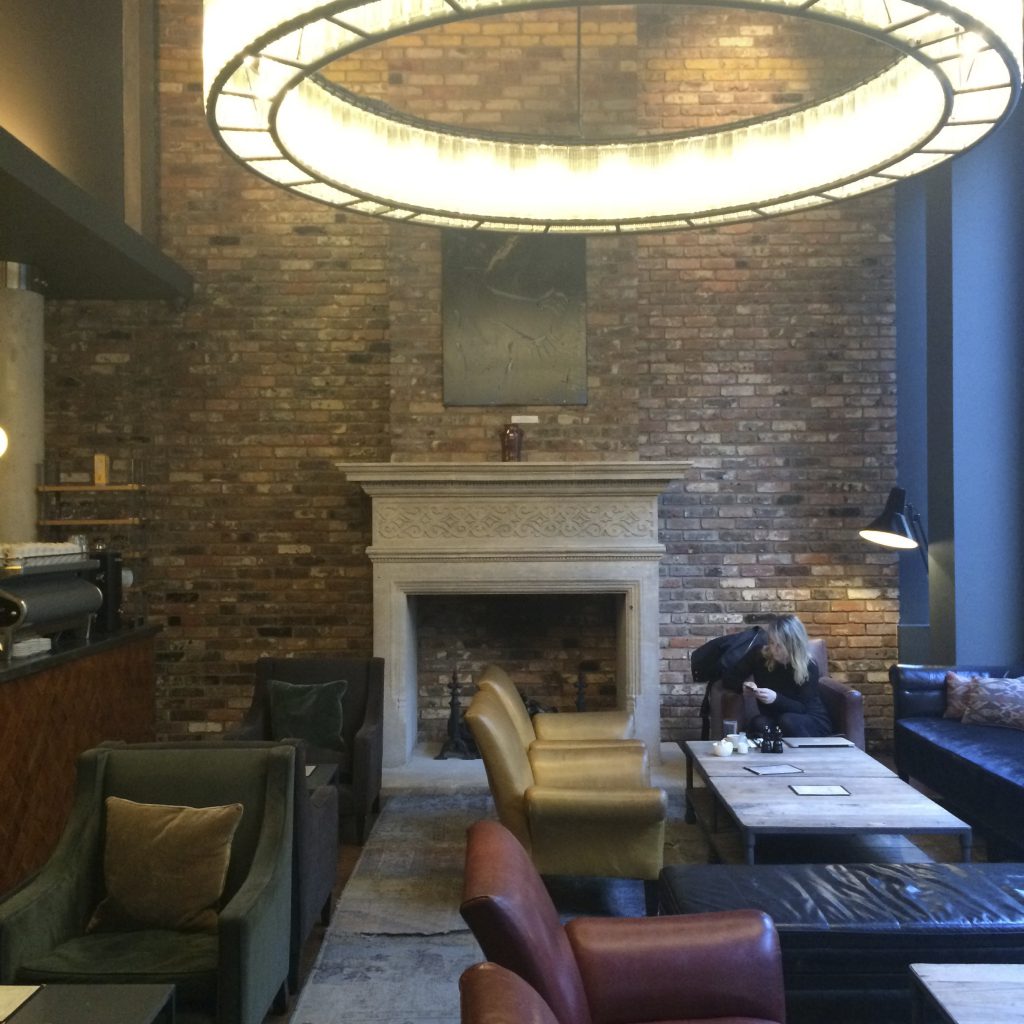 Workstyle x lifestyle @The Hoxton - The Style Office