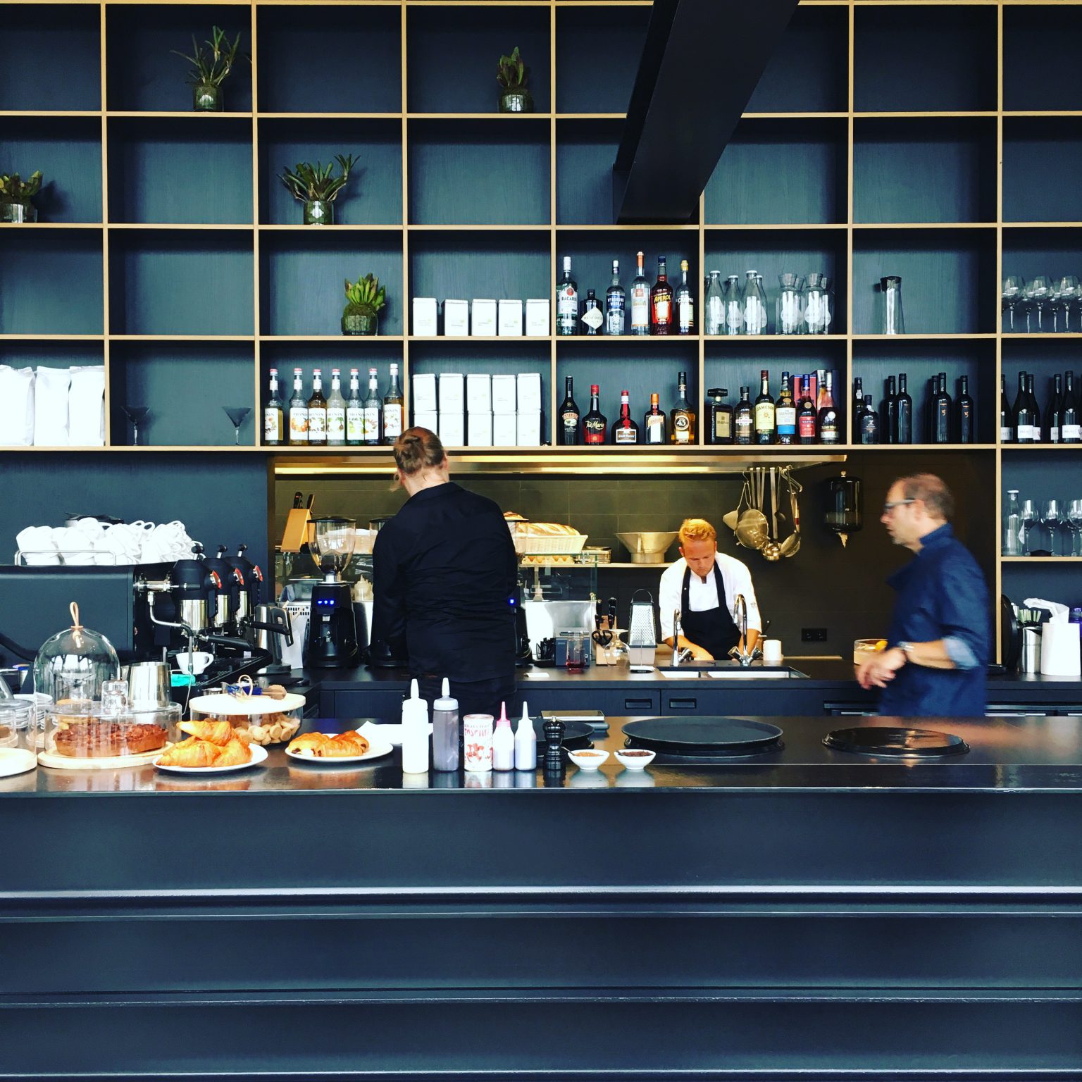 Capriole Café // Urban Style - The Style Office